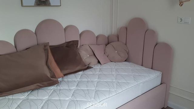 Угловая кроватка для девочки - Савоярди Дизайн