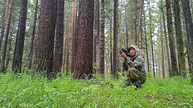 Альфа доберман стреляет.