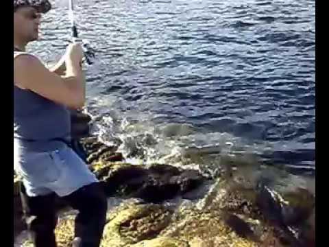 Рыбалка Охотское море, спининг, горбуша, Сахалин,  5 км за р.  Бахурой 2008 год.