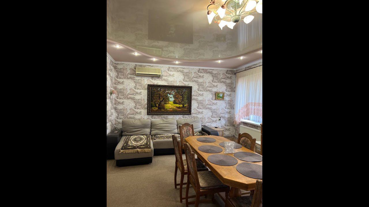 Цена квартиры в Геленджике 12 млн.р.  Купите квартиру в Центре Геленджика на ул.Октябрьской.