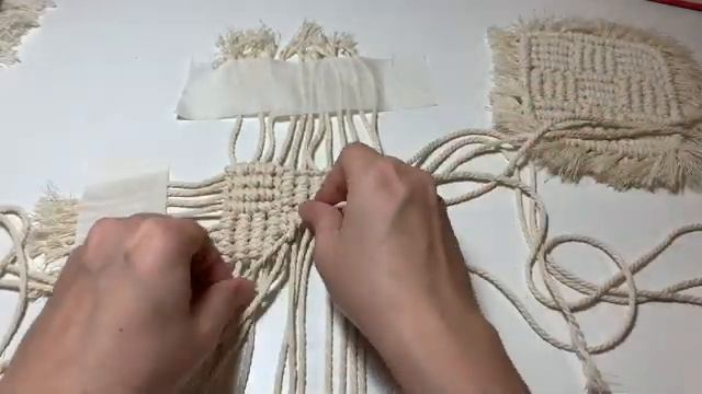 Квадратная макраме - подставка_[360p].mp4