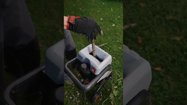 Как работает садовый измельчитель #ресанта 
#diy #tools #обзор #инструмент #измельчитель