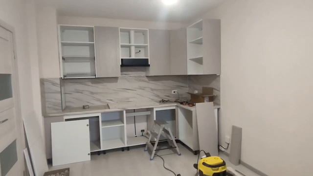 Из коробки — в готовую кухню!