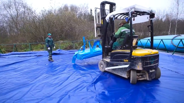 Нефтетанк. Демонстрация процесса монтаж резервуаров