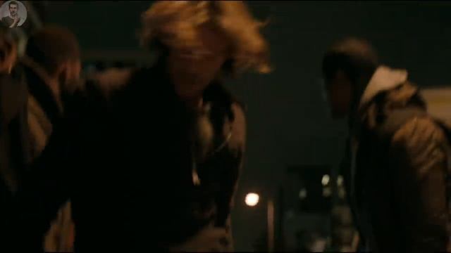 Парень ПОТЕРЯЛ ВСЕ и оказался на улице, но его жизнь изменилась, когда он нашел