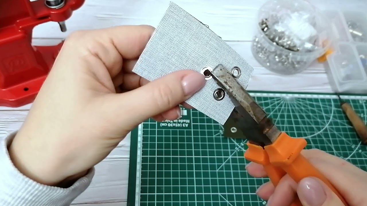 Как удалить люверс?