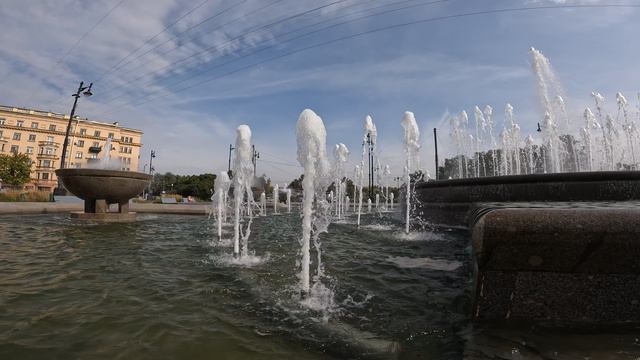 Санкт-Петербург Фонтан  «Чаша знаний»  «Фонтан Венок славы»