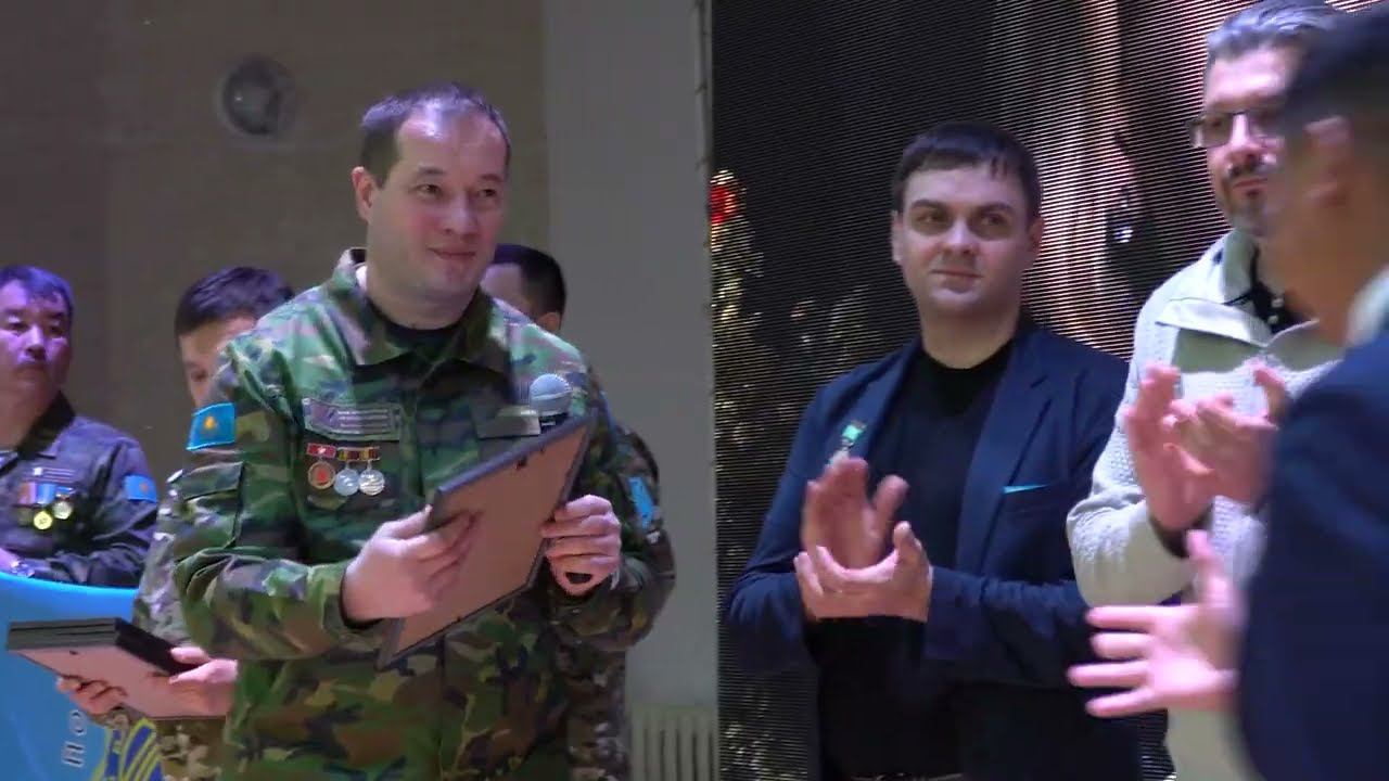 Показ фильма в рамках празднования юбилея поискового отряда "Майдан Жолы" (Казахстан, Павлодар)