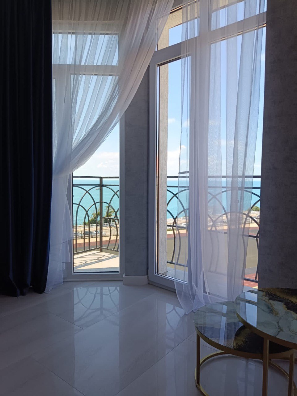 Элитная квартира в Геленджике цена 24 млн.р. в элитном  ЖК "Черноморский-2" на улице Крымской.