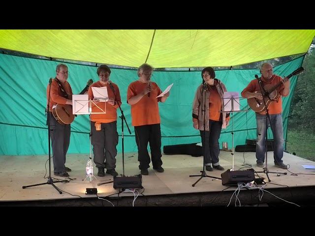 2021. Весенний слет куста Калужский. Выступление группы Апельсины.