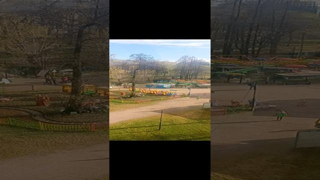 ПАРК БАБУШКИНА КОЛЕСО ОБОЗРЕНИЯ ЭТО ПИТЕР ДЕТКА ТИПИЧНЫЙ ВЕСНА ПРИРОДА