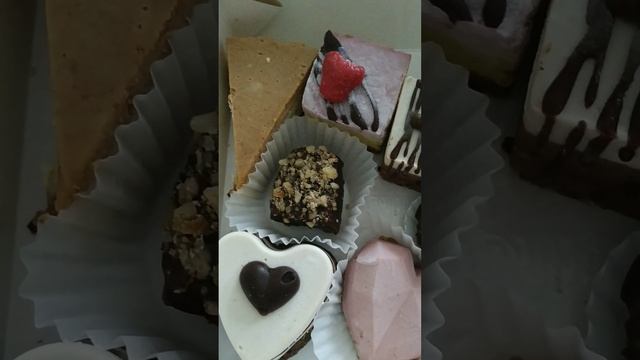 сыроедное пирожное