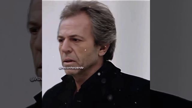 Men bu odamni 
qayerdadir ko'rganman 
yillar avval