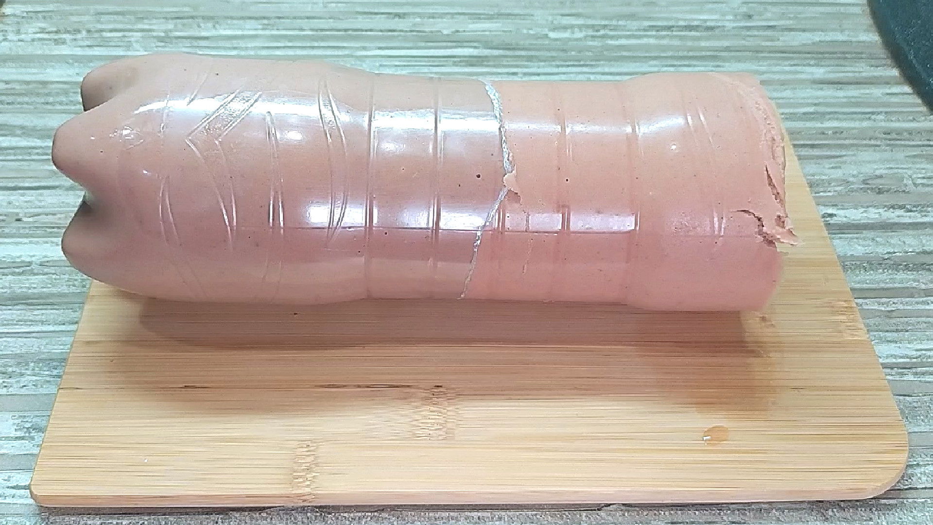 Рецепт домашней колбасы в бутылке, вкусный и легкий рецепт