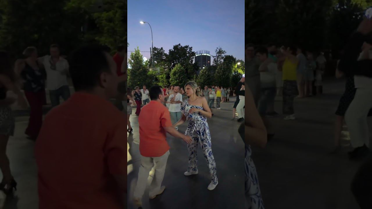 Salsa Dancing #salsa #salsacasino #salsaon2