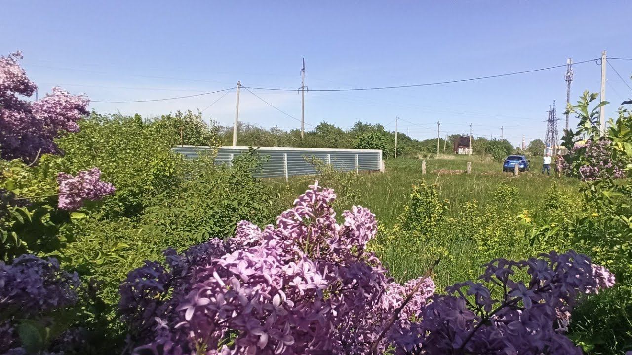 Дачный земельный участок, под постройку.