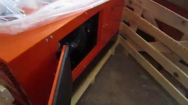 Обзор генератора Europower EPS133TDE.