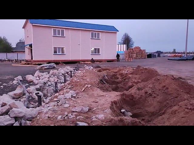 30 апреля 2023 г. День #11 Григорий (прораб) рулит