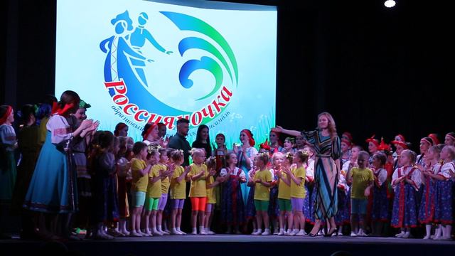 26 Девчонка- россияночка