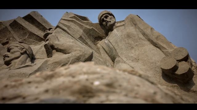 Василий_Лановой_и_воспитанники_клуба_самбо_Слава