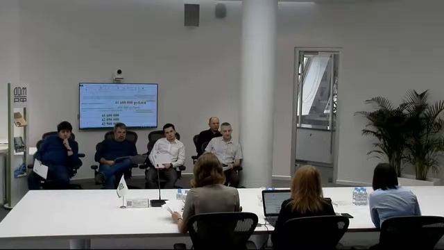 Трансляция аукциона по продаже участка в Митино.