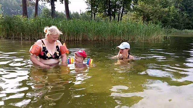 Поездка на дачу к бабушке и дедушке рядом с Шатурой – купание в Белом озере