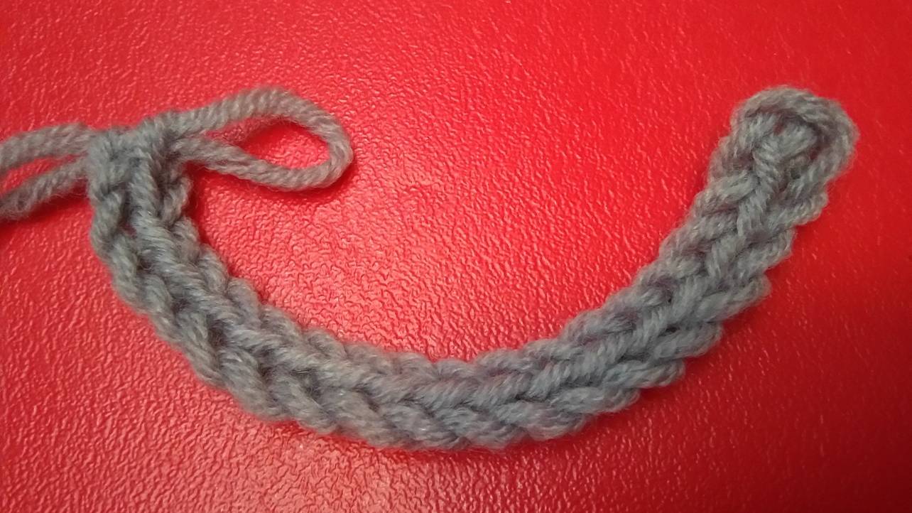 Крючок для начинающих. Урок 2. Полустолбики.