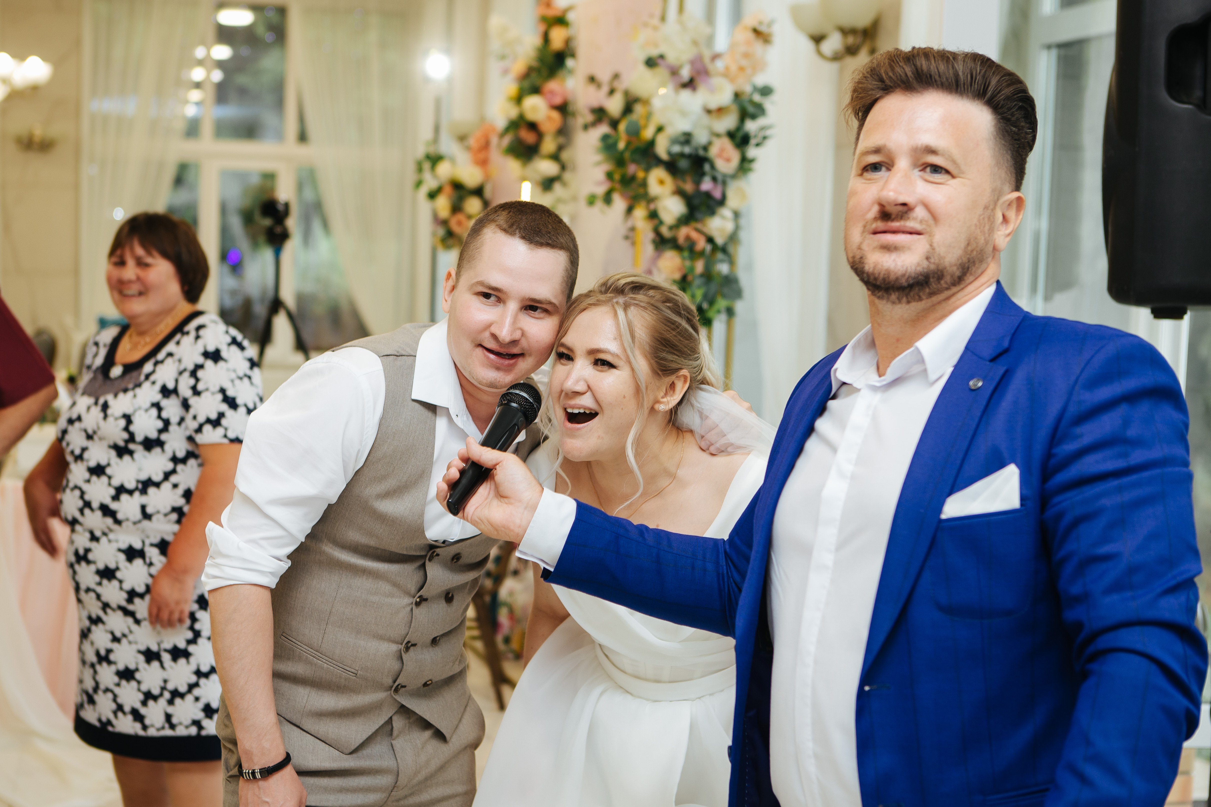 2023 - Видео-отзыв - Ведущий свадьбы в Гостевом доме "Завьяловский" - Макс Лобач ( Ижевск ) .