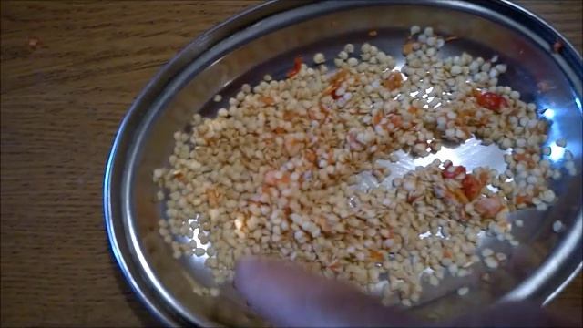 Семена болгарского перца на нашем столе.mp4