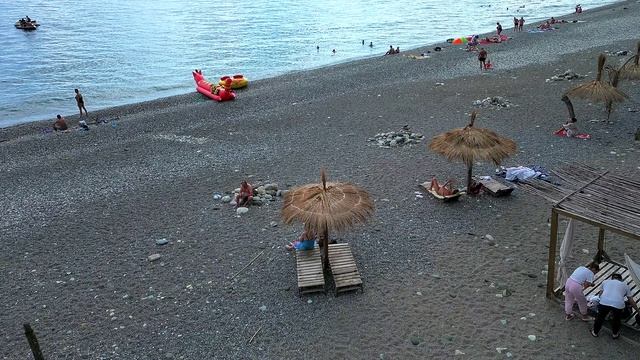 Пляж. Цандрыпш  - Белые скалы. Гагра - Колоннада. 4 часть.