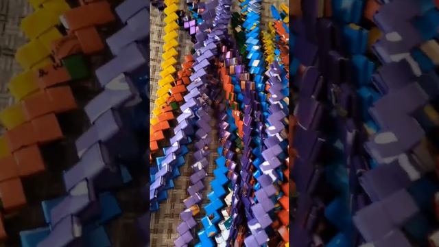 Из фантиков от конфет. Александра Миркушова