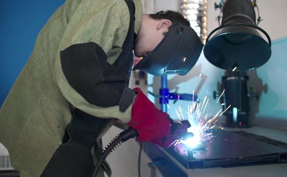 Сериал Билет в будущее   5 серия