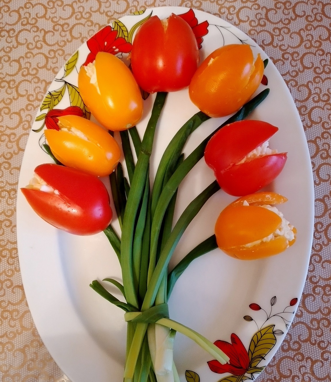 Тюльпаны. Закуска к 8 марта!