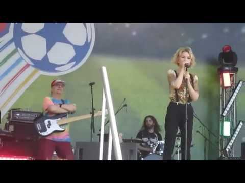 Валерий и Алена Ярушины с ливерпульской программой