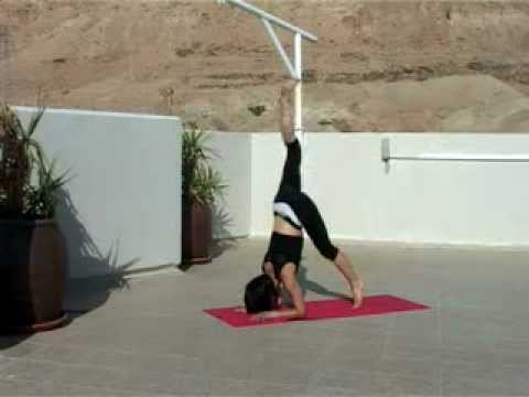 Освоение Хануманасаны и Самаконасаны