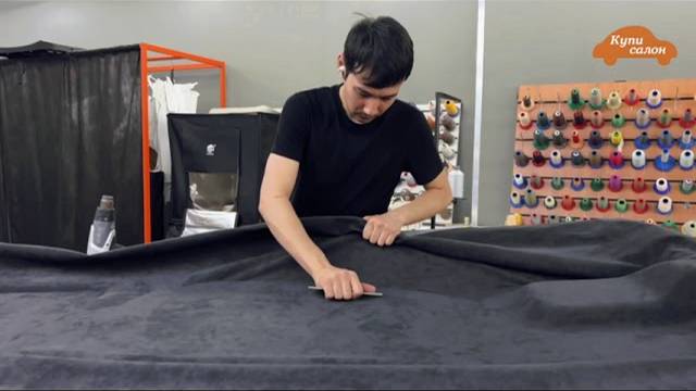 LINCOLN NAVIGATOR | Перетяжка потолка алькантарой | перешив салона