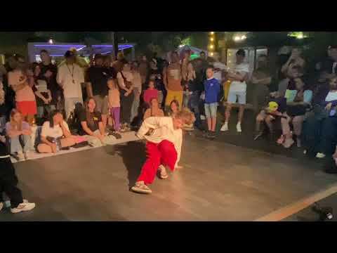 30.09.23 года. Соревнования по брейк-дансу в категории «профи. 1 круг