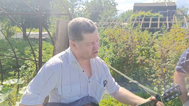 Олег (солист и автор) нашей группы "Барьер"