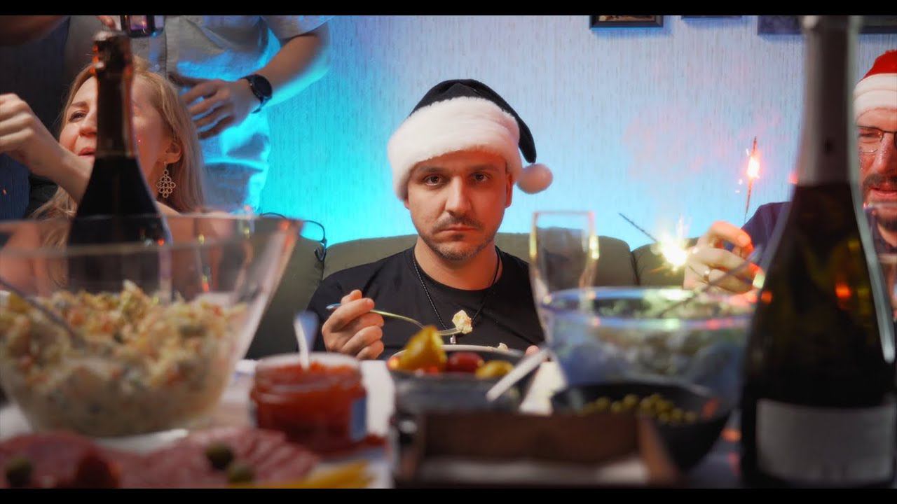 Новогодняя - Ewan Cooper