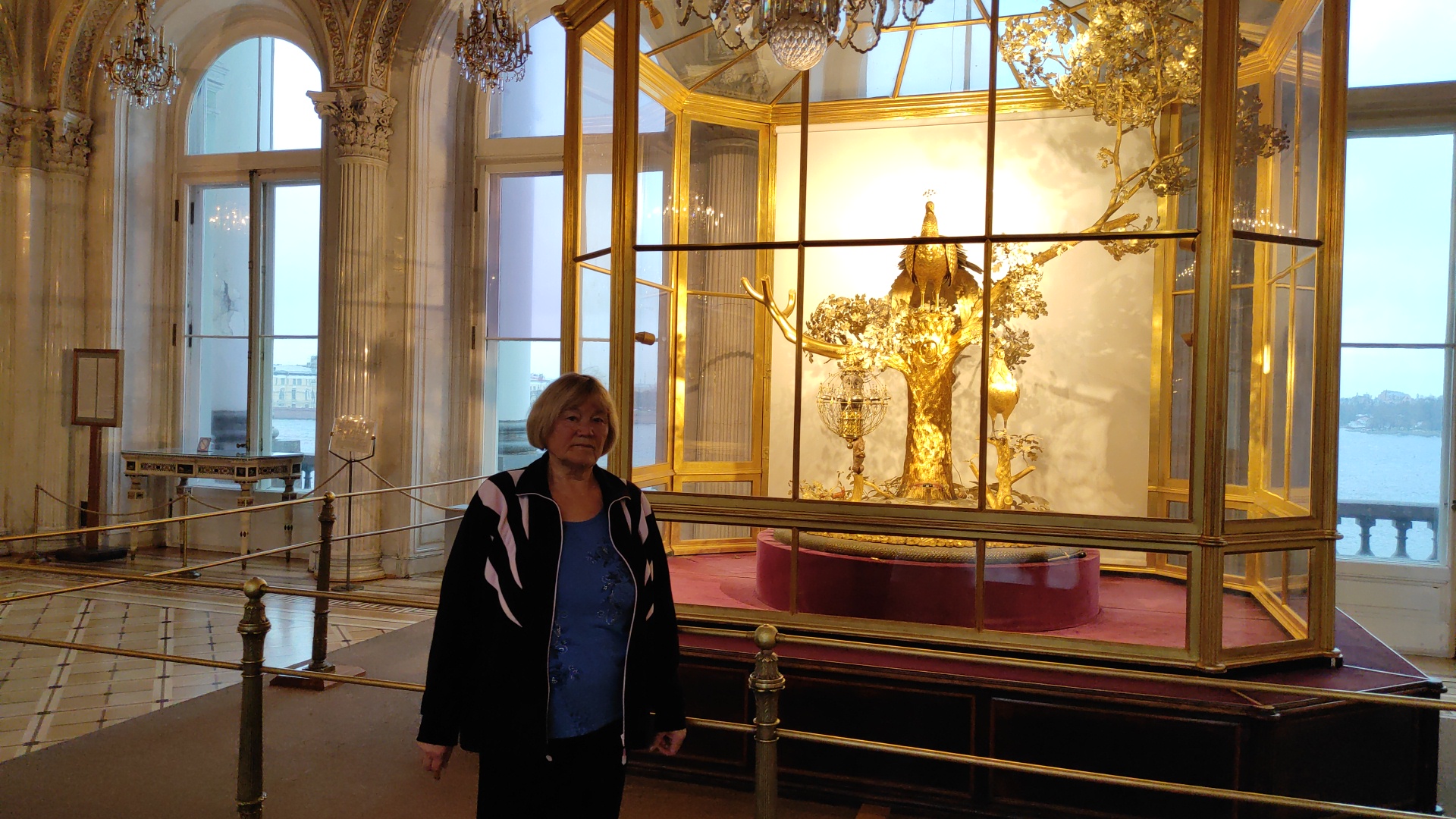 Питер. Зимний дворец . Часы Павлин 2 часть. 08.11.2022