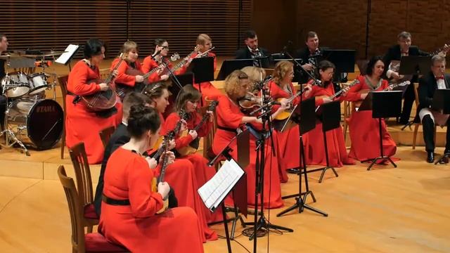 Русская народная песня «Ах ты, душечка», инструментовка И. Тонина, солист А. Михайлов