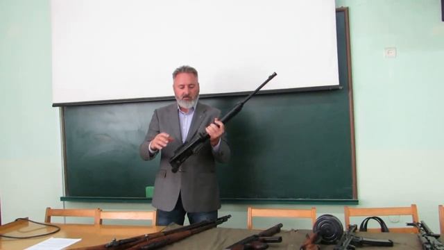 3. Снайперская винтовка Драгунова (СВД). Оружие Победы.