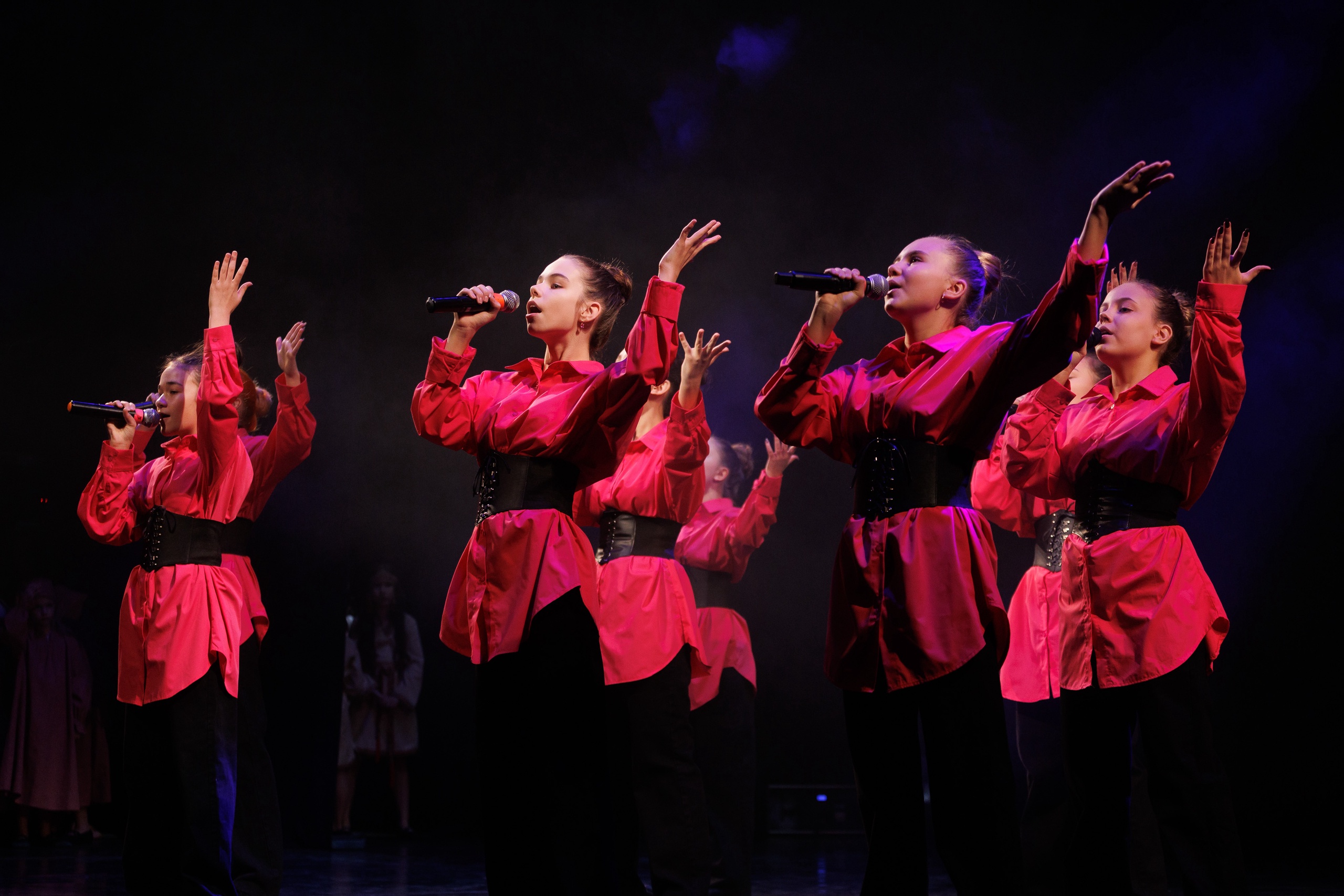 Шоу- группа Гравитация -  Стрела ( Cover Даны Соколовой)