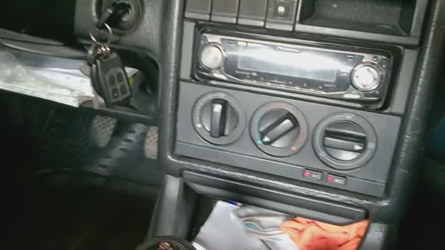 Ставим кондиционер на ауди 80 б3, день шестой