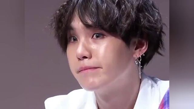 Кто такие BTS? Мин Юнги.
#BTS #ARMYBTS #МинЮнги #Suga