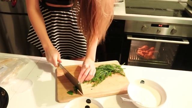 Маша готовит. Шаверма.mp4