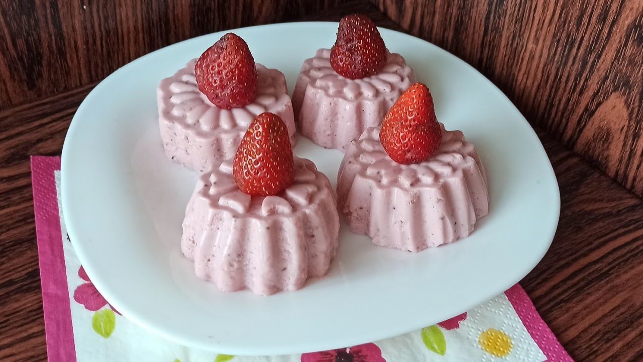 Клубничный низкокалорийный десерт за 5 минут, без сахара - для диабетика и правильного питания.