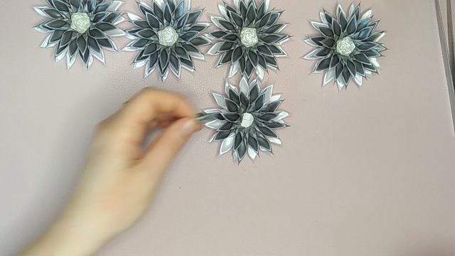 Гулька из атласной ленты 2.5 см.