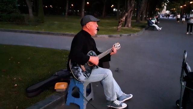 ЧТО ТАКОЕ ОСЕНЬ! _ ВАЛЕРИЙ СОЛЯНИК _ САД ШЕВЧЕНКО ХАРЬКОВ