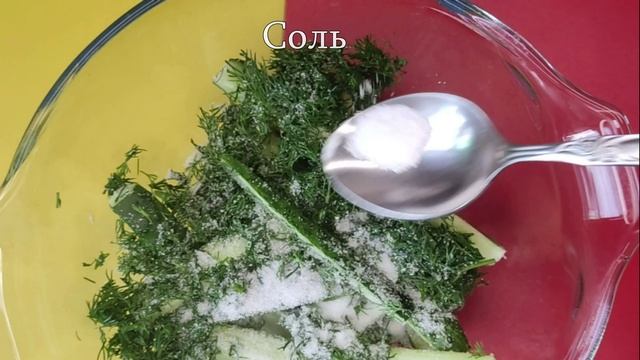 Выпрашивала рецепт этих маринованных огурчиков 30 минут в Грузии у владельца ресторана. Делюсь.